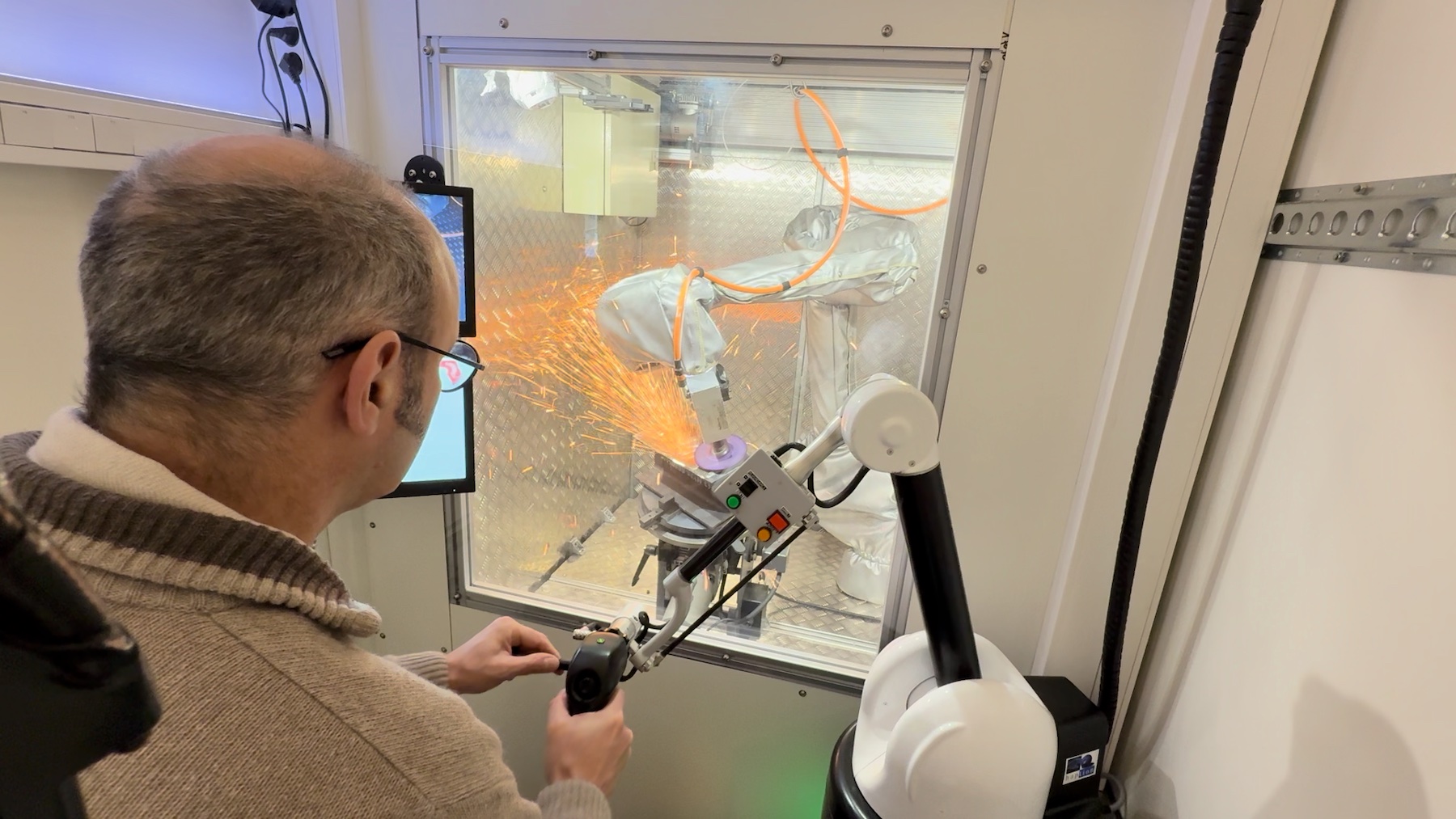 Avec Haption, l’interaction homme-machine franchit un cap - Le Blog de Laval Virtual I Actus VR/AR